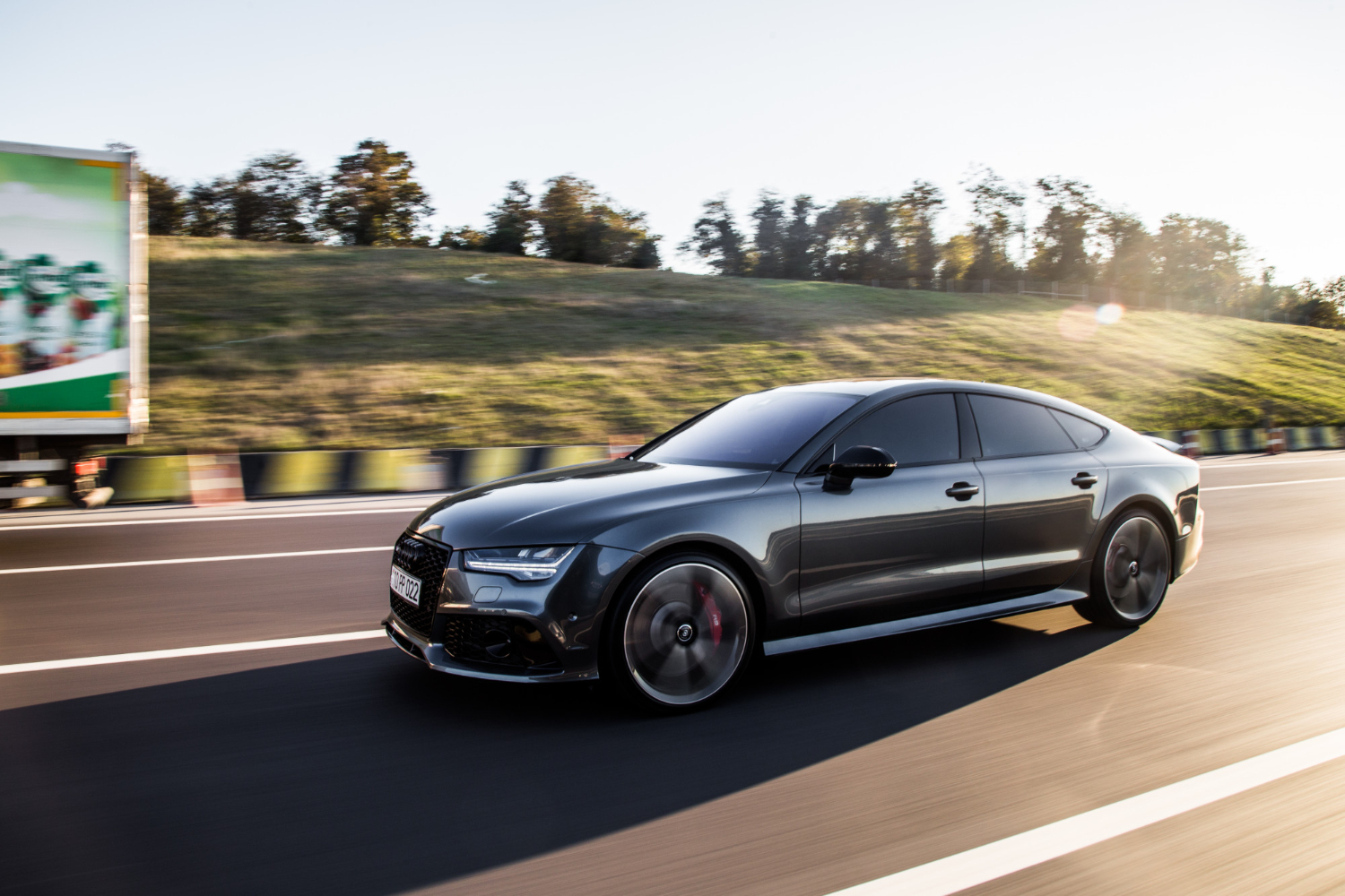 Solid state batteries are the future of mobility | Universal Kraft